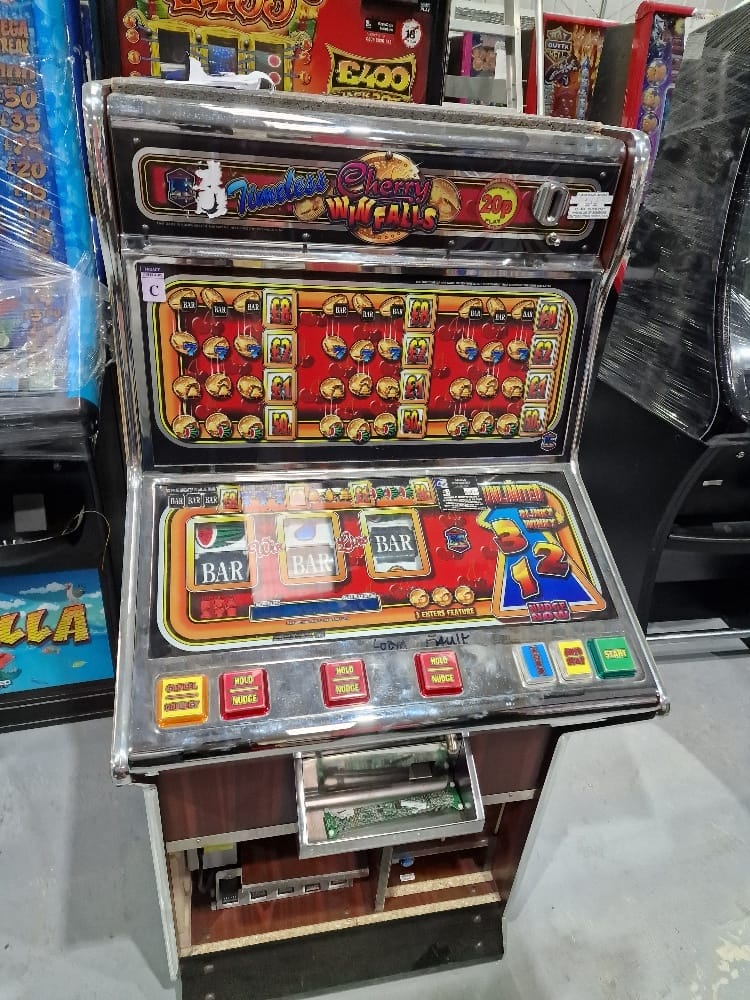 Cherry Winfalls £8 Jackpot Arcade Fruit Machine - Needs TLC - Aztec Coin