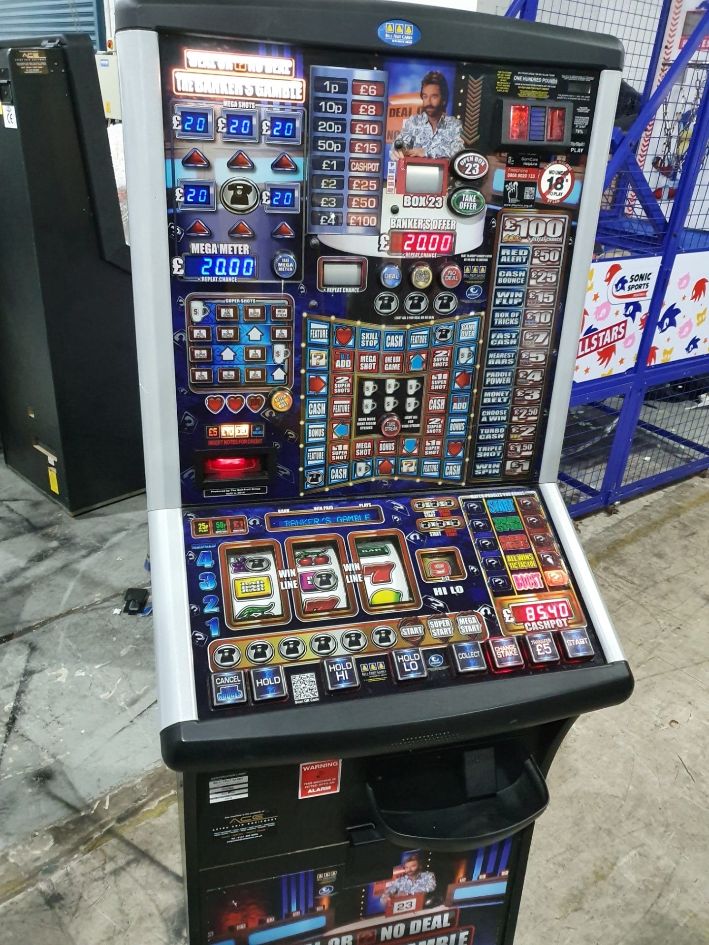 Deal or no Deal Bankers Gamble £100 Jackpot Pub Fruit Machine - Aztec Coin